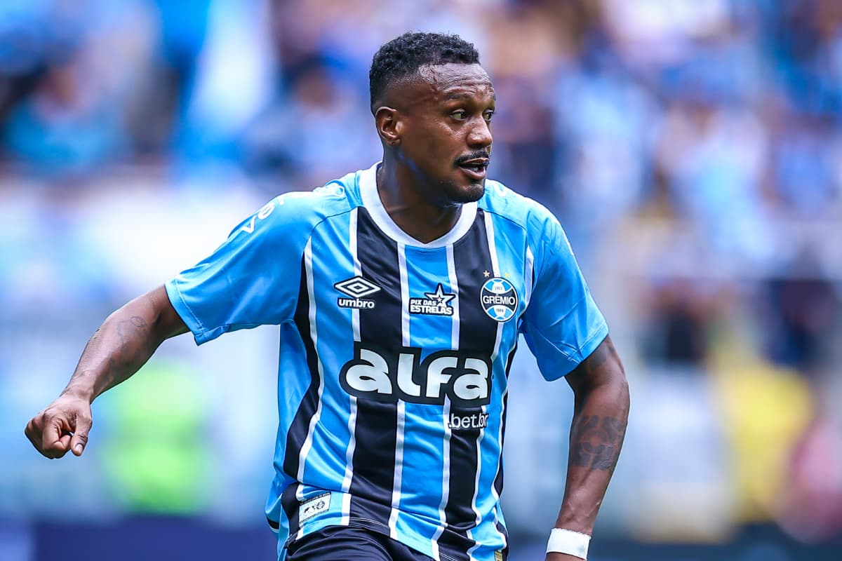 Grêmio define futuro de Edenilson - MundoBola
